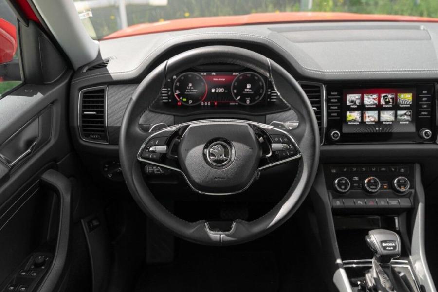 Красный Шкода Kodiaq 2024 в Вильнюс, объемом двигателя 2.00 л и пробегом 59 тыс. км за 32200 €, фото 21 на AUTOMOTO.COM.LV