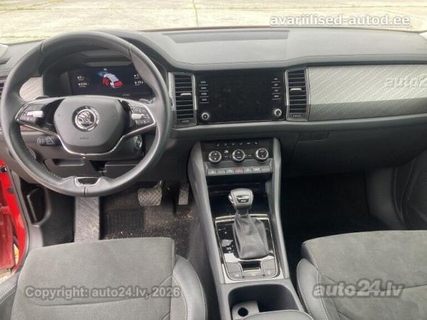Красный Шкода Kodiaq 2024 в Таллин, объемом двигателя 2.00 л и пробегом 48 тыс. км за 24900 €, фото 5 на AUTOMOTO.COM.LV