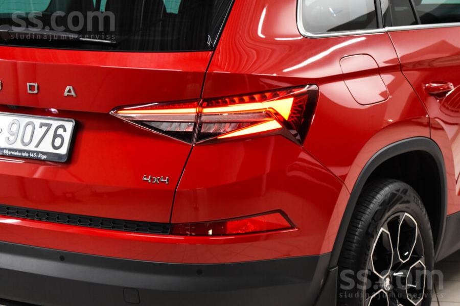 Красный Шкода Kodiaq 2024 в Рига, объемом двигателя 2.00 л и пробегом 40 тыс. км за 32890 €, фото 11 на AUTOMOTO.COM.LV