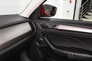Красный Шкода Kodiaq 2024 в Рига, объемом двигателя 2.00 л и пробегом 40 тыс. км за 32890 €, фото 15 на AUTOMOTO.COM.LV