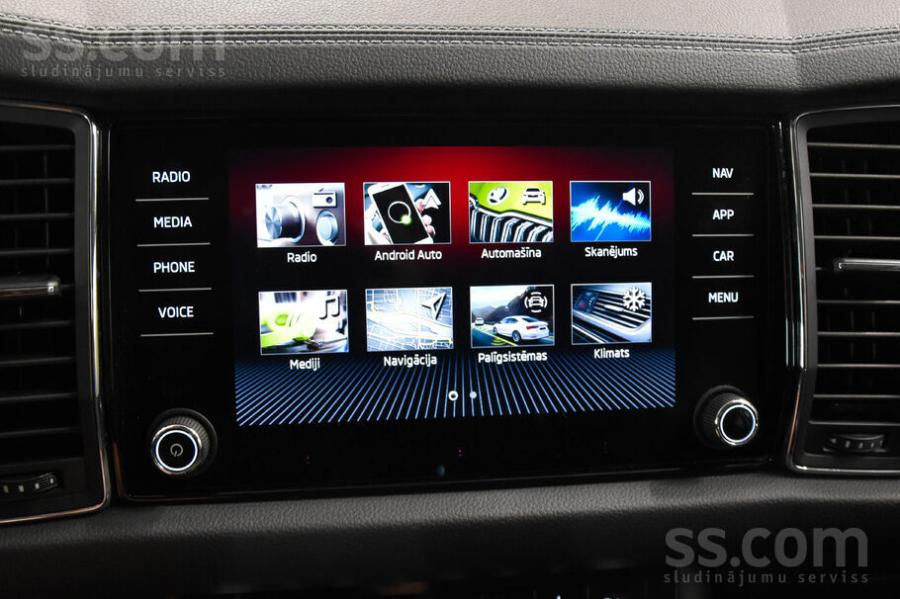 Красный Шкода Kodiaq 2024 в Рига, объемом двигателя 2.00 л и пробегом 40 тыс. км за 32890 €, фото 29 на AUTOMOTO.COM.LV