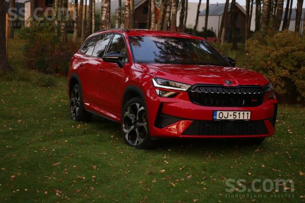 Шкода Kodiaq 2025 в Рига на AUTOMOTO.COM.LV Красный Шкода Kodiaq 2025 в Рига, объемом двигателя 2.00 л и пробегом 28 тыс. км за 51000 €, фото 3 на AUTOMOTO.COM.LV