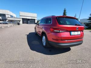 Sarkans Skoda Kodiaq 2017 Tallina, ar dzinēja tilpumu 2.00 L un nobraukumu 232 tūkst. km par 17000 €, foto 5 vietnē AUTOMOTO.COM.LV