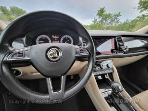 Sarkans Skoda Kodiaq 2017 Tallina, ar dzinēja tilpumu 2.00 L un nobraukumu 232 tūkst. km par 17000 €, foto 9 vietnē AUTOMOTO.COM.LV
