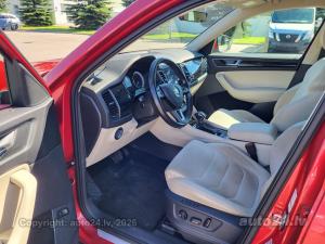 Sarkans Skoda Kodiaq 2017 Tallina, ar dzinēja tilpumu 2.00 L un nobraukumu 232 tūkst. km par 17000 €, foto 10 vietnē AUTOMOTO.COM.LV