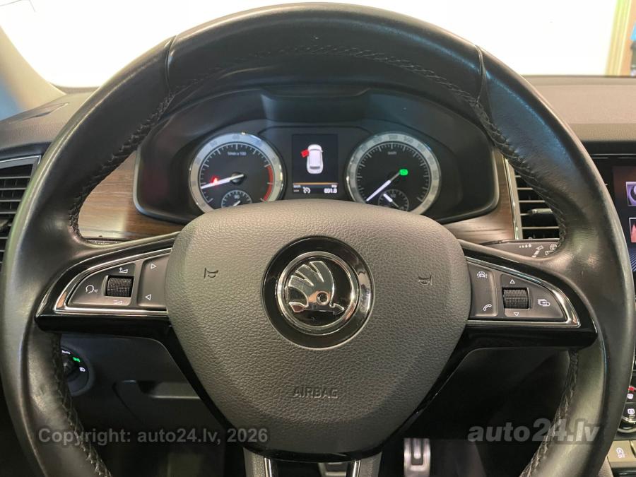 Red Skoda Kodiaq 2018 in Tallinn, with an engine capacity of 2.00 L and mileage of 97 thousand km for 19990 €, photo 14 on AUTOMOTO.COM.LV