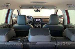 Red Skoda Kodiaq 2018 in Tallinn, with an engine capacity of 2.00 L and mileage of 97 thousand km for 19990 €, photo 17 on AUTOMOTO.COM.LV
