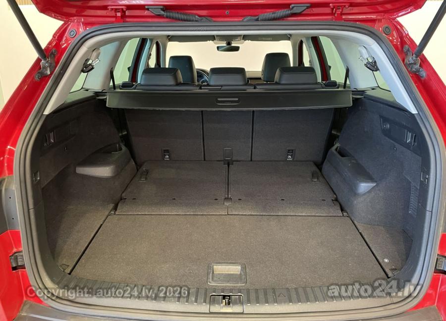 Red Skoda Kodiaq 2018 in Tallinn, with an engine capacity of 2.00 L and mileage of 97 thousand km for 19990 €, photo 20 on AUTOMOTO.COM.LV