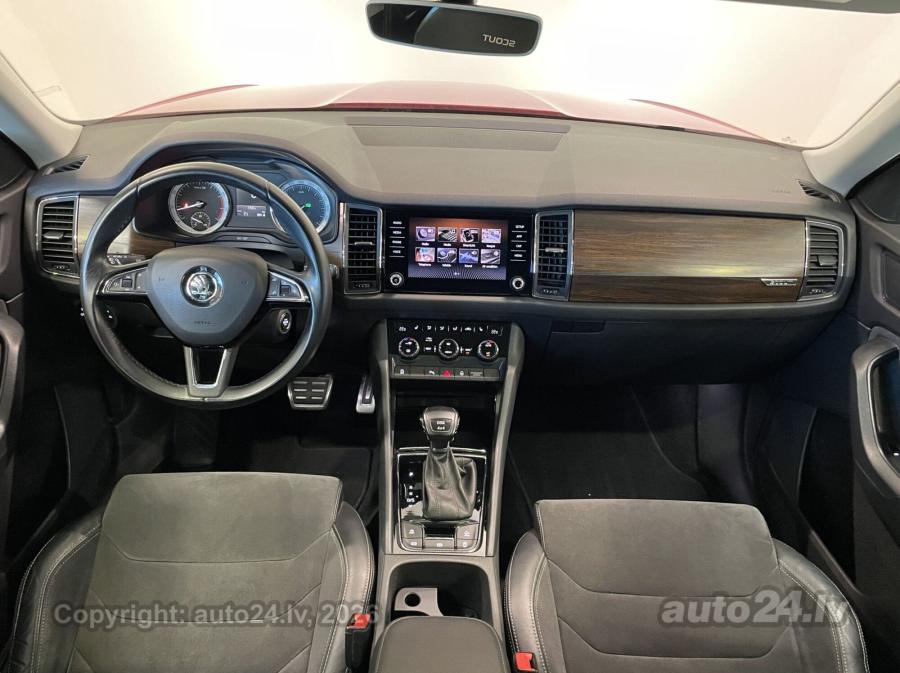 Red Skoda Kodiaq 2018 in Tallinn, with an engine capacity of 2.00 L and mileage of 97 thousand km for 19990 €, photo 22 on AUTOMOTO.COM.LV
