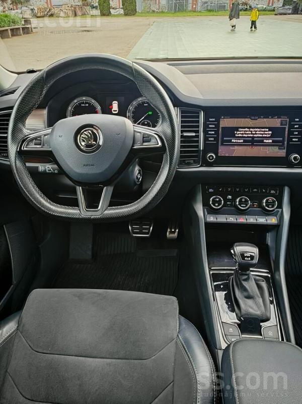 Red Skoda Kodiaq 2018 in Riga, with an engine capacity of 1.50 L and mileage of 88 thousand km for 25500 €, photo 10 on AUTOMOTO.COM.LV