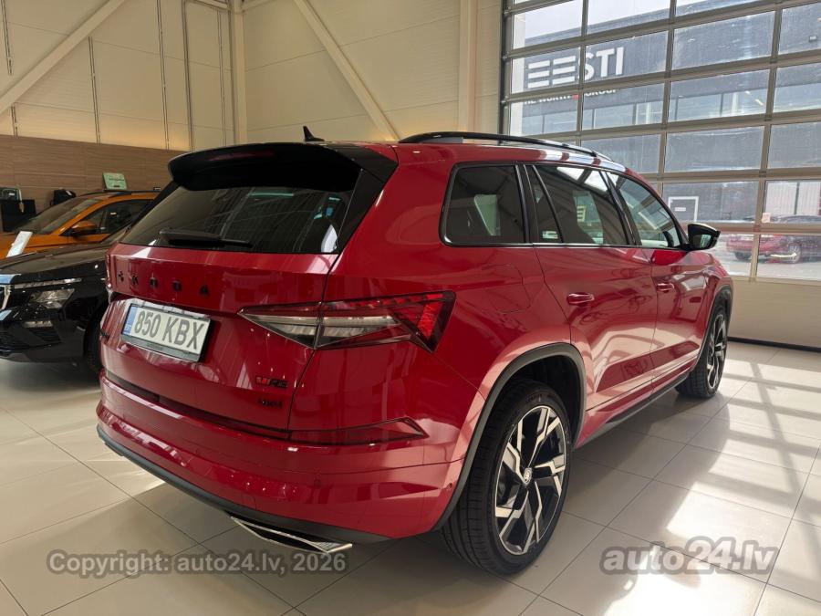 Красный Шкода Kodiaq 2021 в Пайде, объемом двигателя 2.00 л и пробегом 73 тыс. км за 36400 €, фото 4 на AUTOMOTO.COM.LV