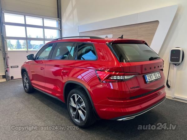 Красный Шкода Kodiaq 2021 в Раквере, объемом двигателя 2.00 л и пробегом 86 тыс. км за 27400 €, фото 3 на AUTOMOTO.COM.LV
