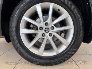Red Skoda Kodiaq 2022 in Tallinn, with an engine capacity of 1.50 L and mileage of 138 thousand km for 23990 €, photo 17 on AUTOMOTO.COM.LV