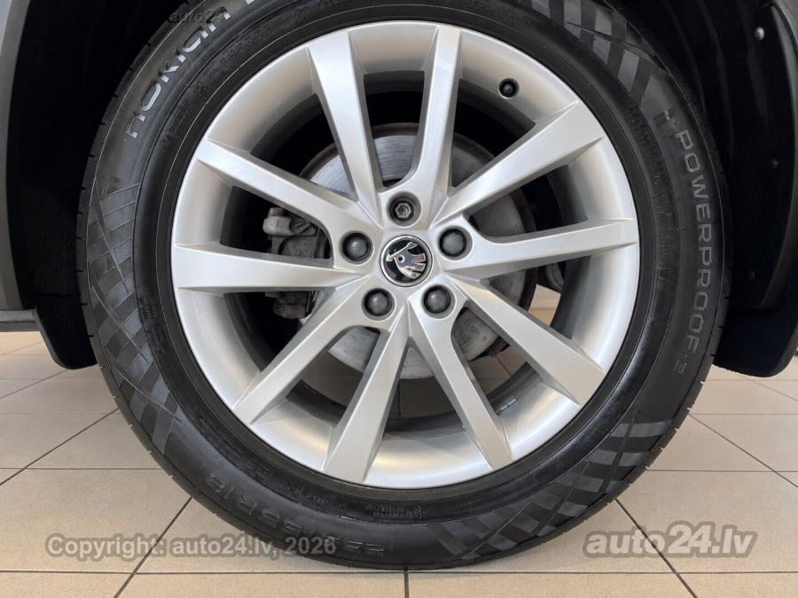 Red Skoda Kodiaq 2022 in Tallinn, with an engine capacity of 1.50 L and mileage of 138 thousand km for 23990 €, photo 17 on AUTOMOTO.COM.LV