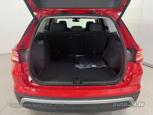 Sarkans Skoda Kodiaq 2026 Tallina, ar dzinēja tilpumu 1.50 L un nobraukumu 2 tūkst. km par 41900 €, foto 29 vietnē AUTOMOTO.COM.LV