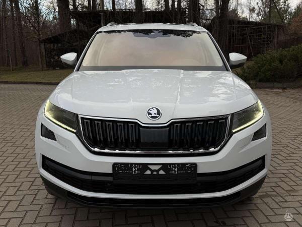 White Skoda Kodiaq 2017 in Prienai, with an engine capacity of 1.97 L and mileage of 247 thousand km for 16950 €, photo 8 on AUTOMOTO.COM.LV