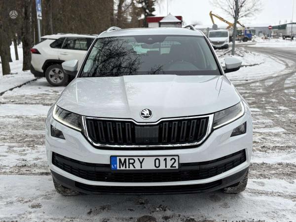 White Skoda Kodiaq 2017 in Pasvalys, with an engine capacity of 1.97 L and mileage of 208 thousand km for 15250 €, photo 2 on AUTOMOTO.COM.LV