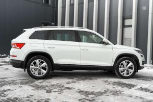 Белый Шкода Kodiaq 2017 в Вильнюс, объемом двигателя 1.98 л и пробегом 156 тыс. км за 17950 €, фото 2 на AUTOMOTO.COM.LV