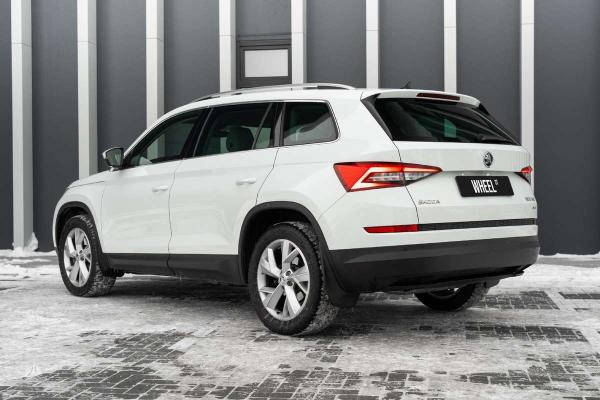 White Skoda Kodiaq 2017 in Vilnius, with an engine capacity of 1.98 L and mileage of 156 thousand km for 17950 €, photo 6 on AUTOMOTO.COM.LV