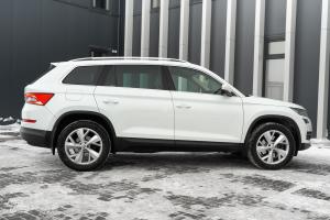 Белый Шкода Kodiaq 2017 в Вильнюс, объемом двигателя 2.00 л и пробегом 156 тыс. км за 17950 €, фото 2 на AUTOMOTO.COM.LV