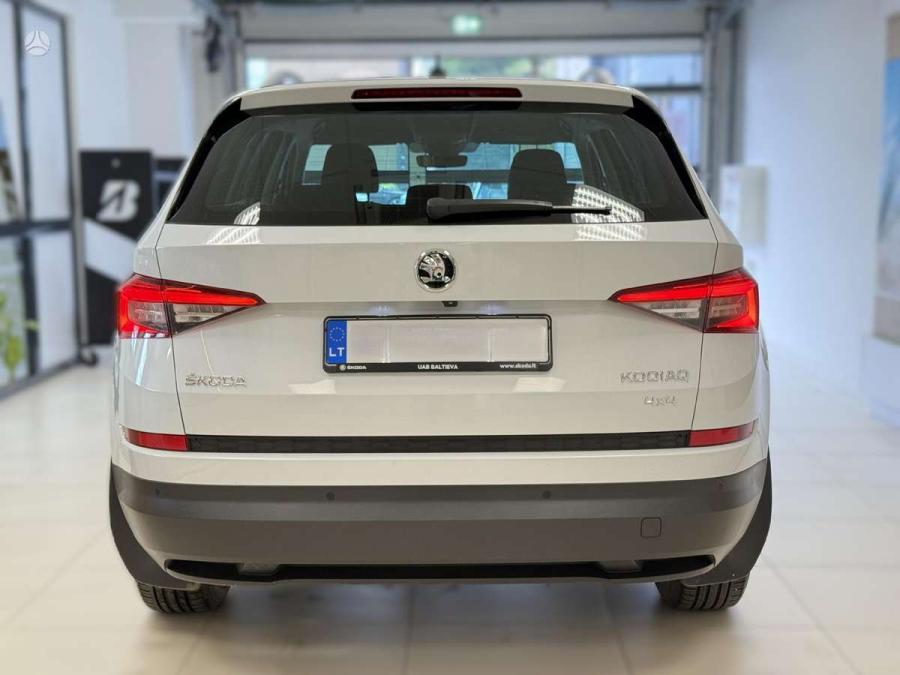 Balts Skoda Kodiaq 2017 Kauņa, ar dzinēja tilpumu 1.40 L un nobraukumu 200 tūkst. km par 16600 €, foto 6 vietnē AUTOMOTO.COM.LV