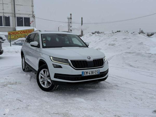 Balts Skoda Kodiaq 2017 Panevēža, ar dzinēja tilpumu 2.00 L un nobraukumu 278 tūkst. km par 15990 €, foto 3 vietnē AUTOMOTO.COM.LV