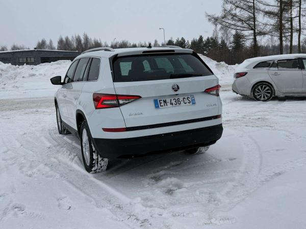 Balts Skoda Kodiaq 2017 Panevēža, ar dzinēja tilpumu 2.00 L un nobraukumu 278 tūkst. km par 15990 €, foto 7 vietnē AUTOMOTO.COM.LV