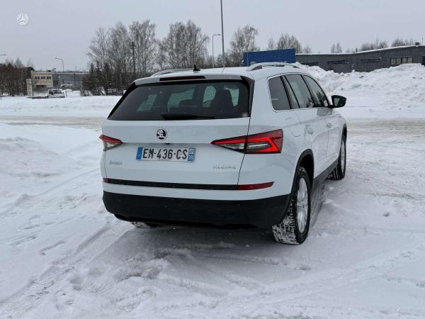 Balts Skoda Kodiaq 2017 Panevēža, ar dzinēja tilpumu 2.00 L un nobraukumu 278 tūkst. km par 15990 €, foto 8 vietnē AUTOMOTO.COM.LV