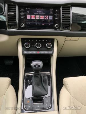 White Skoda Kodiaq 2017 in Narva, with an engine capacity of 2.00 L and mileage of 197 thousand km for 19900 €, photo 8 on AUTOMOTO.COM.LV