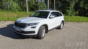White Skoda Kodiaq 2017 in Riga, with an engine capacity of 2.00 L and mileage of 222 thousand km for 15700 €, photo  on AUTOMOTO.COM.LV