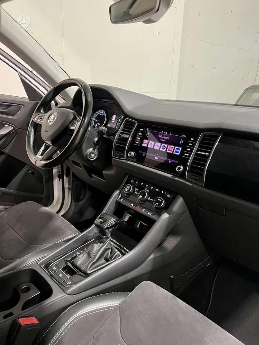 Белый Шкода Kodiaq 2017 в Клайпеда, объемом двигателя 1.97 л и пробегом 185 тыс. км за 18500 €, фото 3 на AUTOMOTO.COM.LV