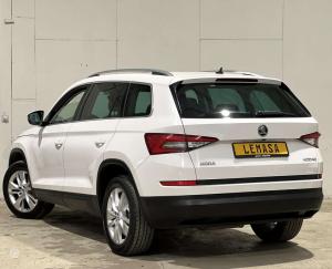 Белый Шкода Kodiaq 2017 в Клайпеда, объемом двигателя 1.97 л и пробегом 185 тыс. км за 18500 €, фото 20 на AUTOMOTO.COM.LV