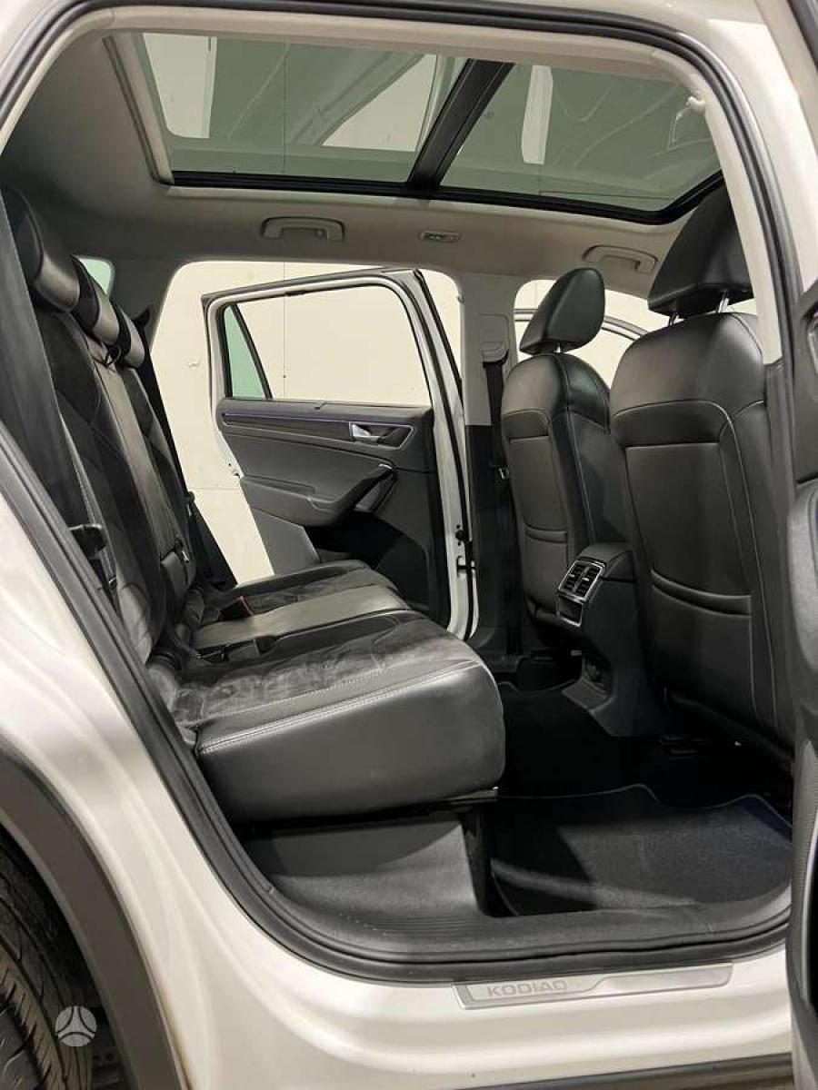 Белый Шкода Kodiaq 2017 в Клайпеда, объемом двигателя 1.97 л и пробегом 185 тыс. км за 18500 €, фото 22 на AUTOMOTO.COM.LV