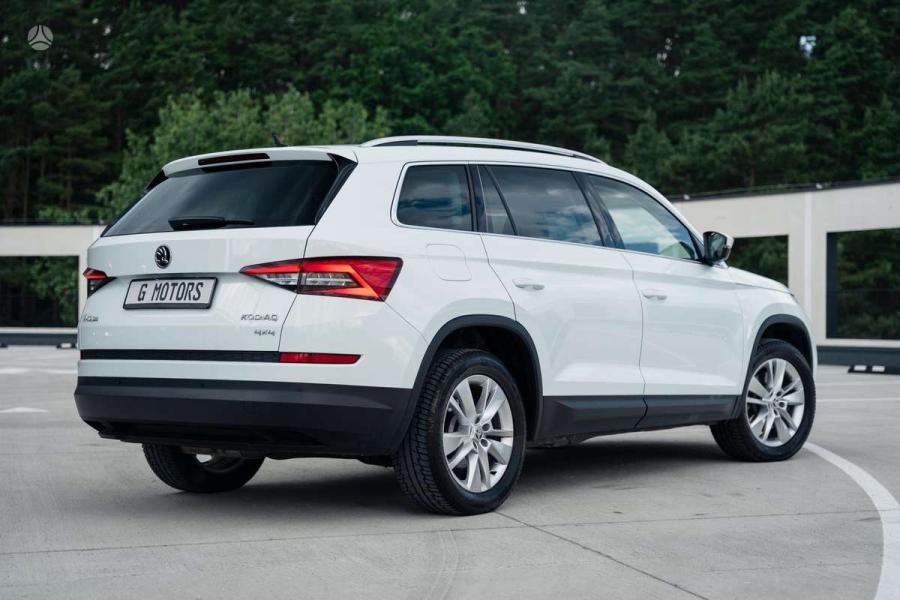 White Skoda Kodiaq 2017 in Vilnius, with an engine capacity of 1.97 L and mileage of 195 thousand km for 17990 €, photo 13 on AUTOMOTO.COM.LV