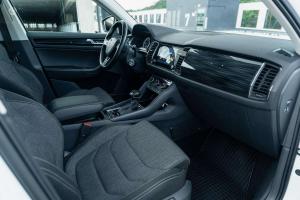 White Skoda Kodiaq 2017 in Vilnius, with an engine capacity of 1.97 L and mileage of 195 thousand km for 17990 €, photo 18 on AUTOMOTO.COM.LV