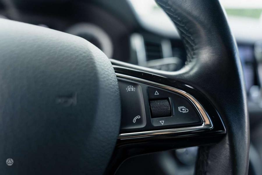 White Skoda Kodiaq 2017 in Vilnius, with an engine capacity of 1.97 L and mileage of 195 thousand km for 17990 €, photo 41 on AUTOMOTO.COM.LV