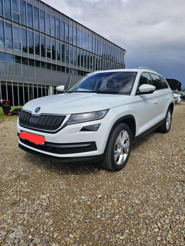 Белый Шкода Kodiaq 2017 в Вильнюс, объемом двигателя 1.97 л и пробегом 267 тыс. км за 18900 €, фото 1 на AUTOMOTO.COM.LV