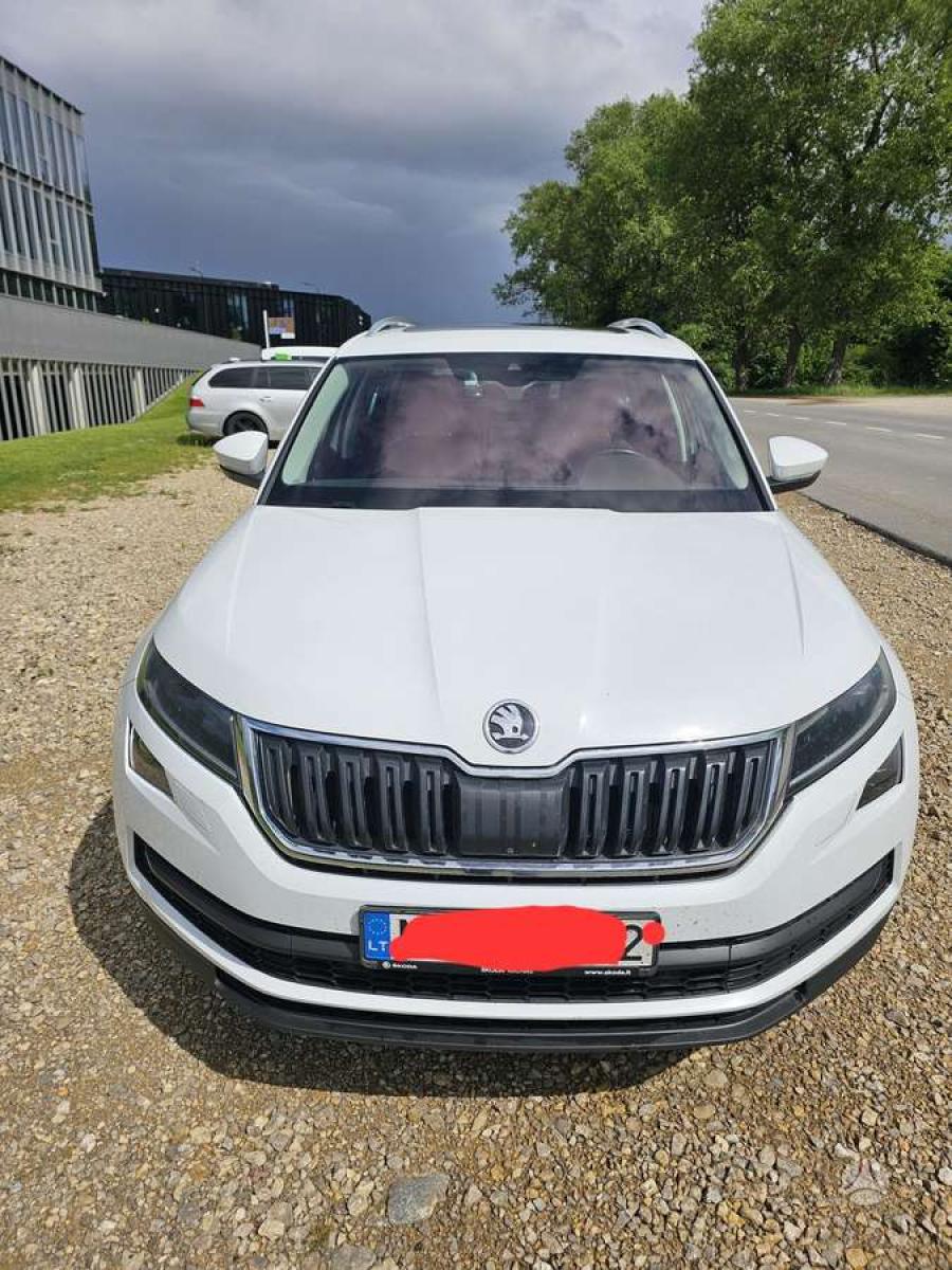 White Skoda Kodiaq 2017 in Vilnius, with an engine capacity of 1.97 L and mileage of 267 thousand km for 18900 €, photo 6 on AUTOMOTO.COM.LV
