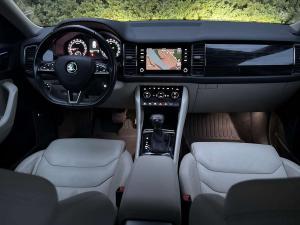 Белый Шкода Kodiaq 2017 в Пренай, объемом двигателя 1.97 л и пробегом 279 тыс. км за 16700 €, фото 30 на AUTOMOTO.COM.LV