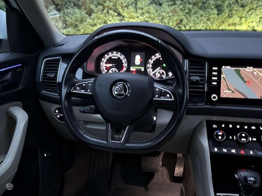 Белый Шкода Kodiaq 2017 в Пренай, объемом двигателя 1.97 л и пробегом 279 тыс. км за 16700 €, фото 32 на AUTOMOTO.COM.LV