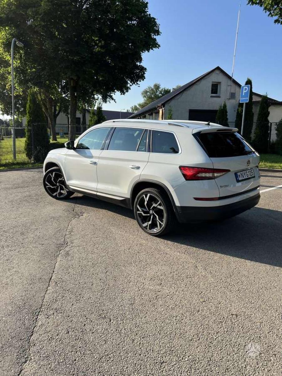 Белый Шкода Kodiaq 2017 в Клайпеда, объемом двигателя 1.97 л и пробегом 285 тыс. км за 18900 €, фото 5 на AUTOMOTO.COM.LV
