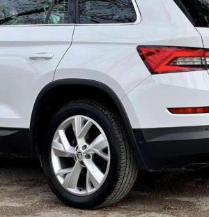 Белый Шкода Kodiaq 2017 в Клайпеда, объемом двигателя 1.97 л и пробегом 285 тыс. км за 18900 €, фото 23 на AUTOMOTO.COM.LV