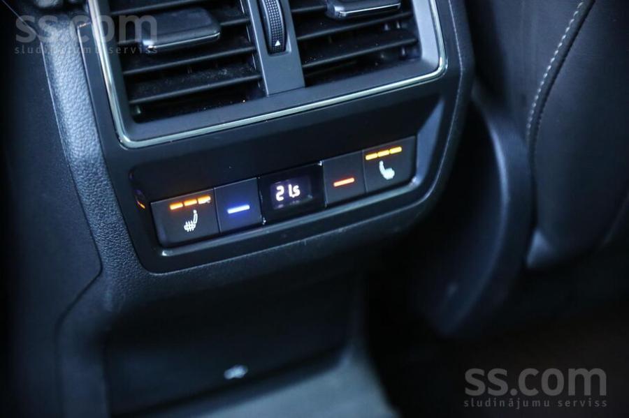 Balts Skoda Kodiaq 2017 Rīga, ar dzinēja tilpumu 2.00 L un nobraukumu 225 tūkst. km par 15995 €, foto 26 vietnē AUTOMOTO.COM.LV