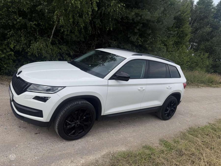 Белый Шкода Kodiaq 2017 в Клайпеда, объемом двигателя 2.00 л и пробегом 183 тыс. км за 16850 €, фото 6 на AUTOMOTO.COM.LV