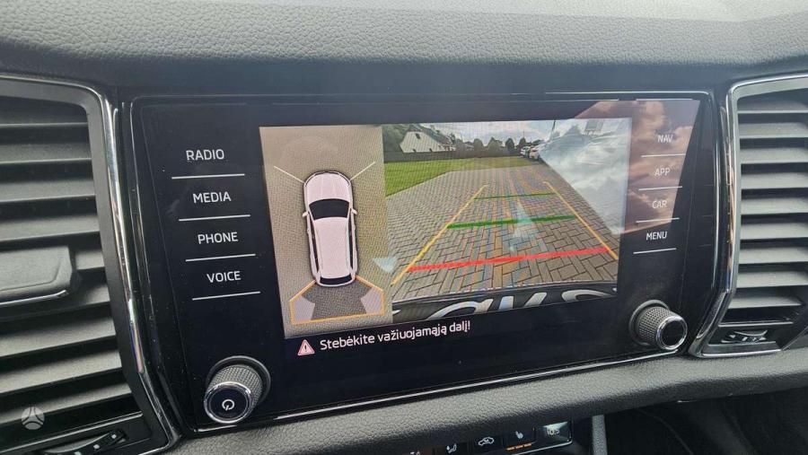 Белый Шкода Kodiaq 2017 в Пренай, объемом двигателя 1.40 л и пробегом 198 тыс. км за 16799 €, фото 23 на AUTOMOTO.COM.LV