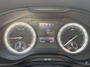 White Skoda Kodiaq 2017 in Siauliai, with an engine capacity of 1.97 L and mileage of 341 thousand km for 14129 €, photo 19 on AUTOMOTO.COM.LV