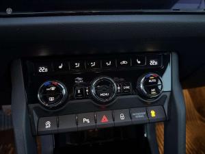 Белый Шкода Kodiaq 2017 в Вевис, объемом двигателя 1.97 л и пробегом 237 тыс. км за 17450 €, фото 9 на AUTOMOTO.COM.LV