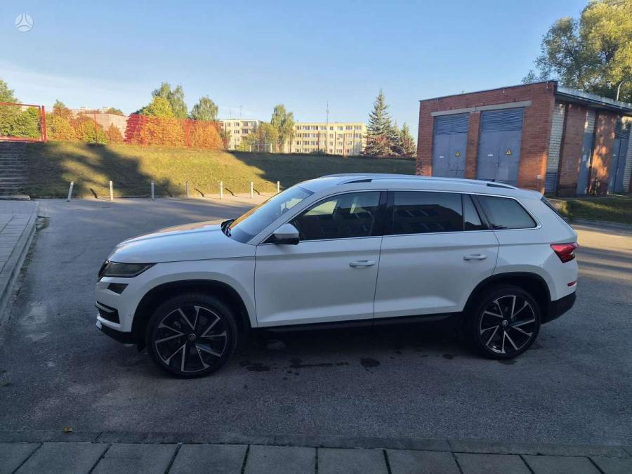 White Skoda Kodiaq 2017 in Alytus, with an engine capacity of 1.97 L and mileage of 327 thousand km for 15300 €, photo 6 on AUTOMOTO.COM.LV