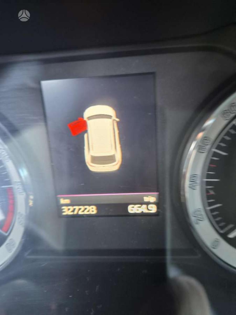 White Skoda Kodiaq 2017 in Alytus, with an engine capacity of 1.97 L and mileage of 327 thousand km for 15300 €, photo 11 on AUTOMOTO.COM.LV