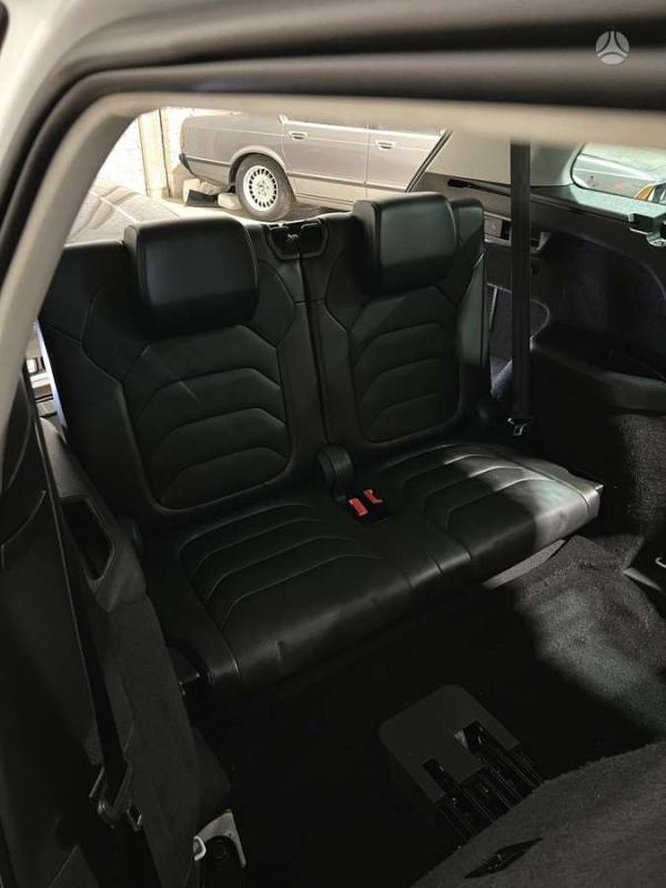White Skoda Kodiaq 2017 in Klaipeda, with an engine capacity of 1.40 L and mileage of 193 thousand km for 17999 €, photo 5 on AUTOMOTO.COM.LV
